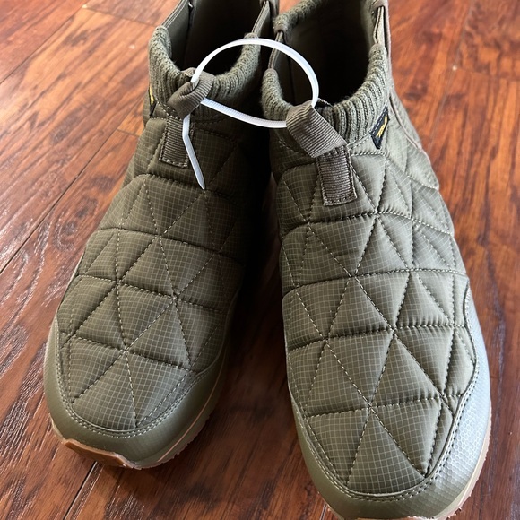 Teva | Shoes | Teva Olive Quilted Slipon Shoes | Poshmark